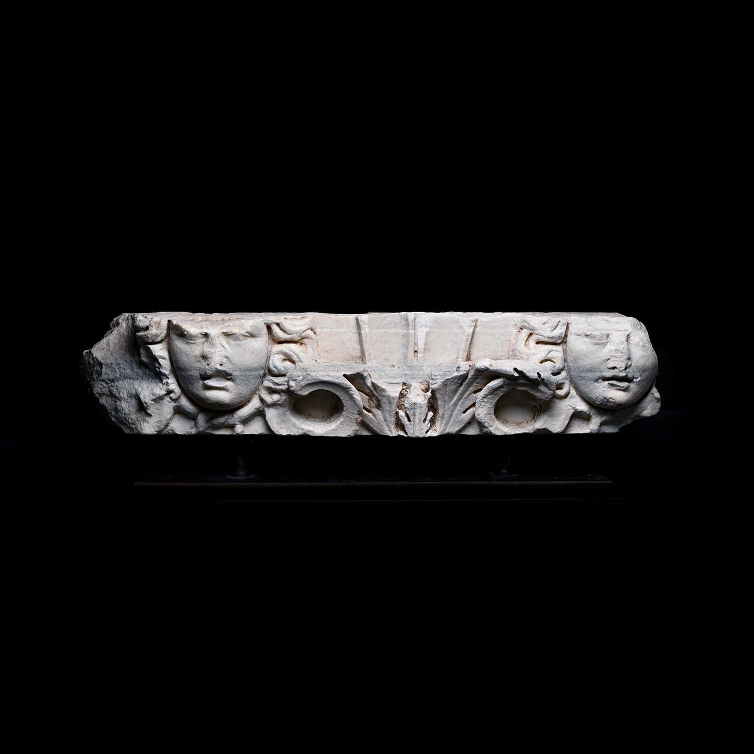 Roman Marble Frieze Fragment – monumentgalleryla