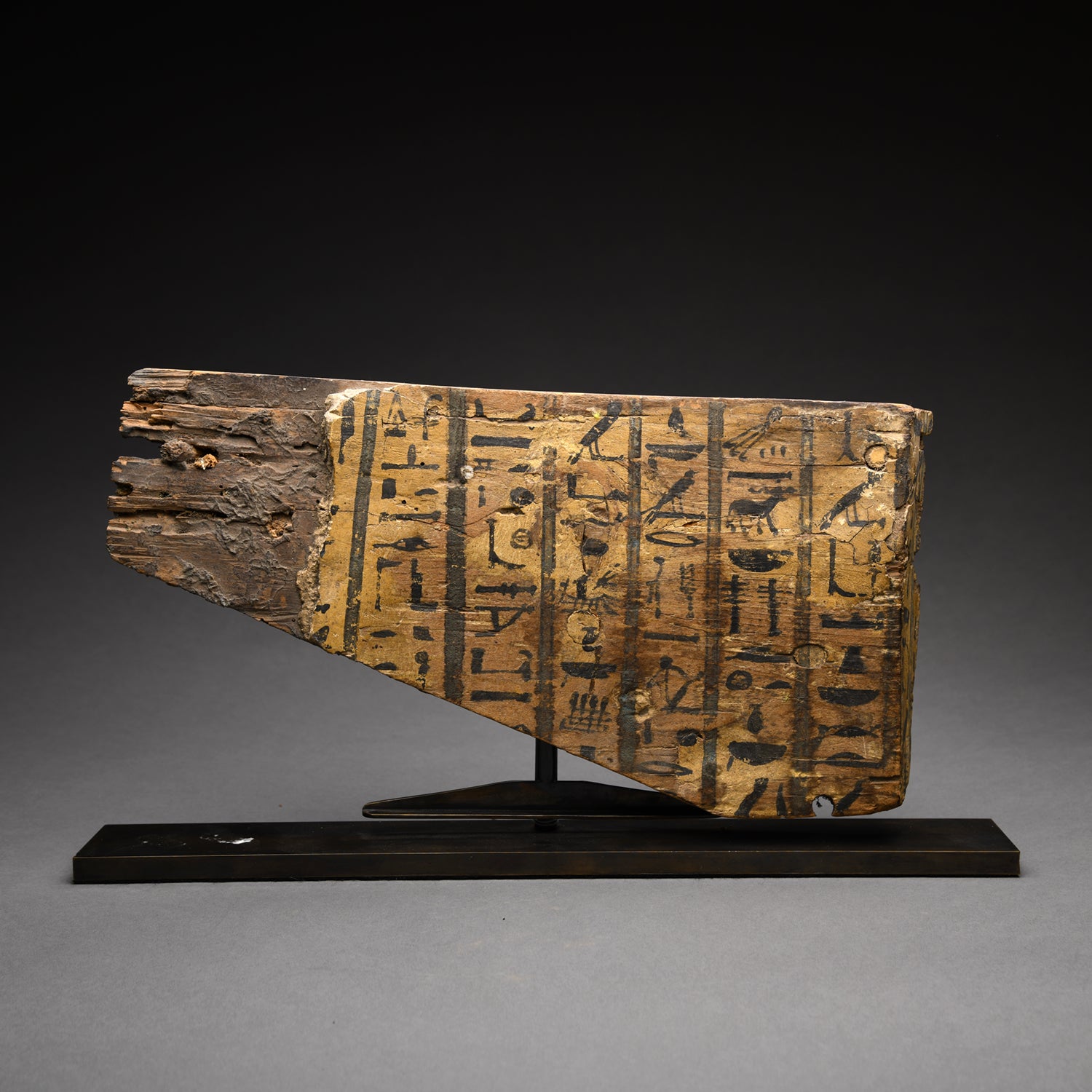 Egyptian Painted Coffin Fragment – monumentgalleryla